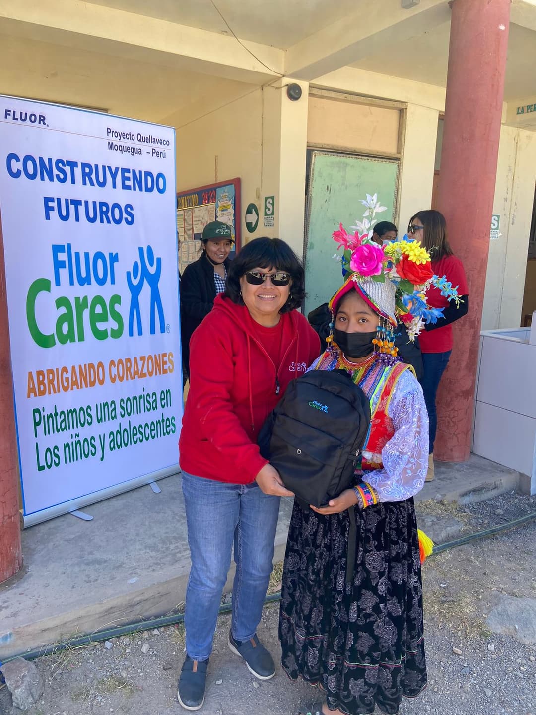 Giving and Volunteerism Programs | Fluor