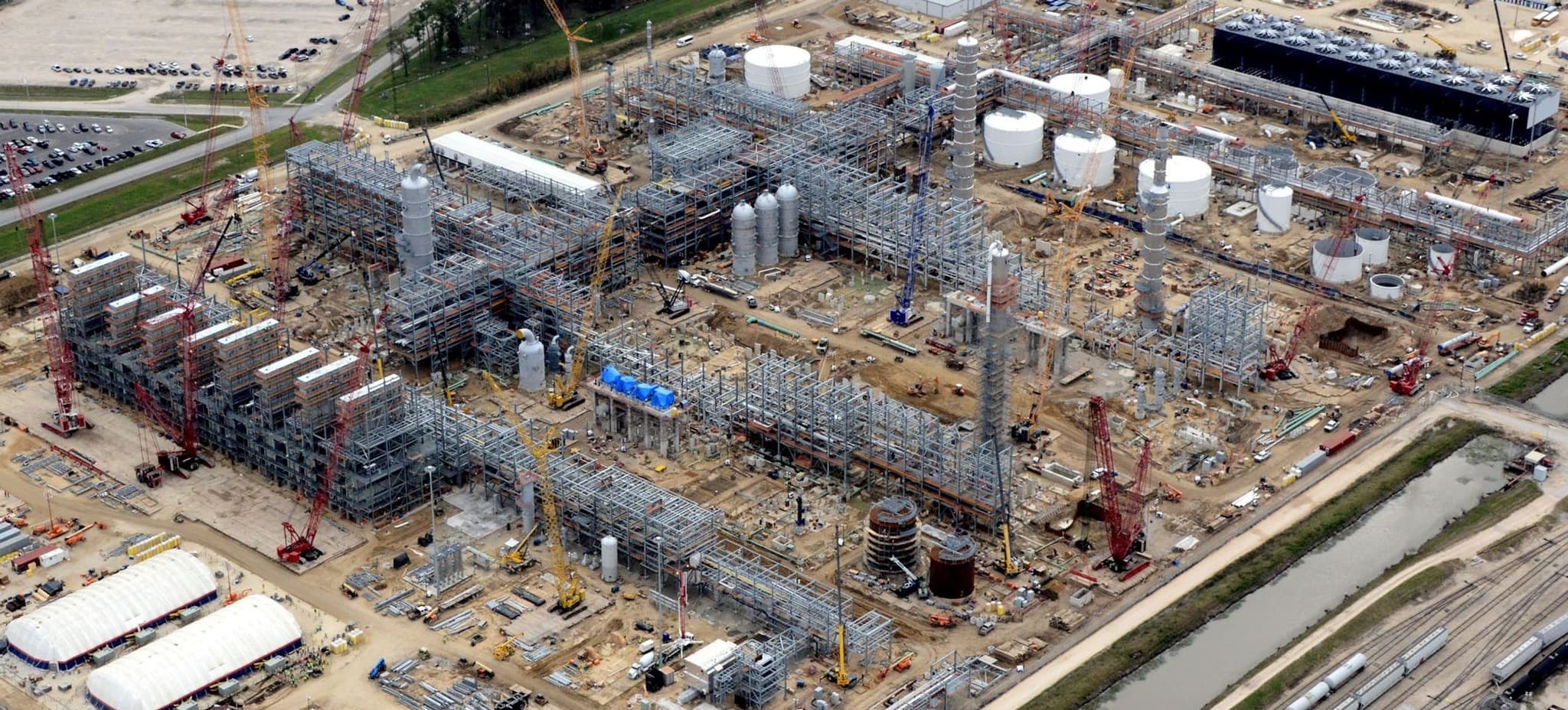 Dow Gulfstream Poly-6: Fluor Mech Construction Services Project