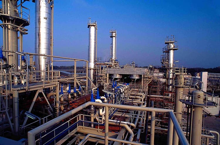 PKN ORLEN Olefins Complex Expansion Project Management - Fluor