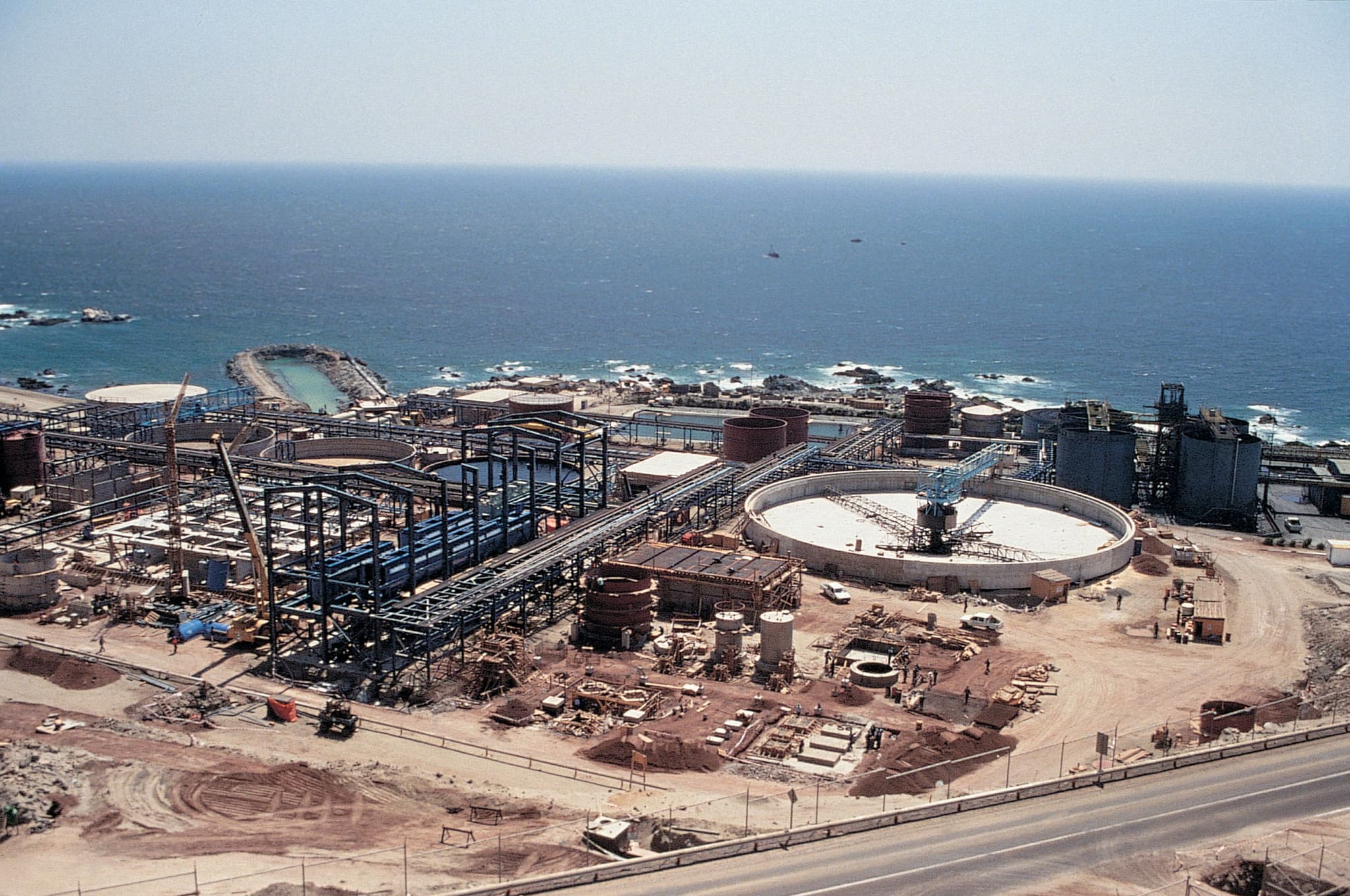 Minera Escondida Copper Mine: Fluor Projects in Chile