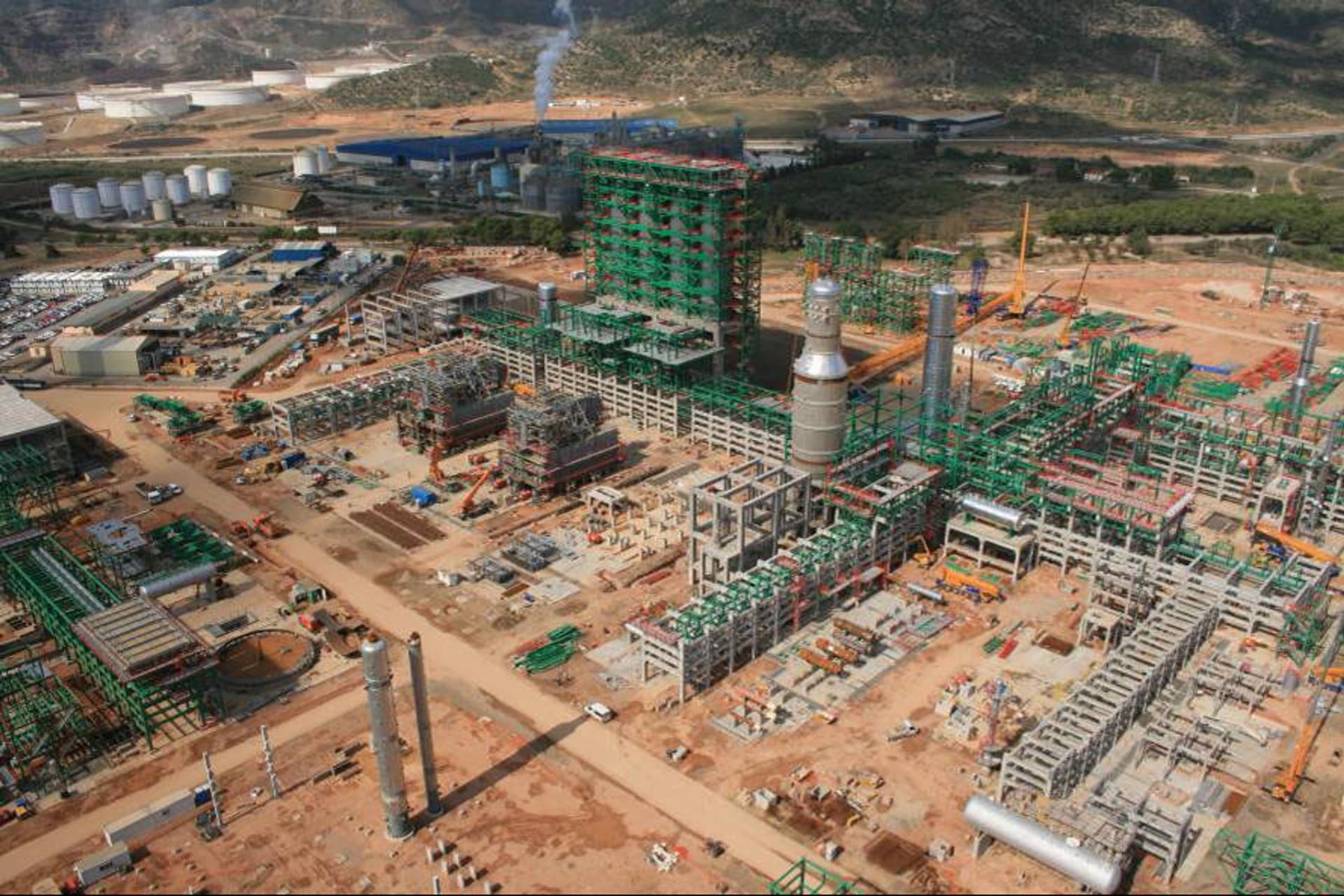Repsol Cartagena Refinery Expansion - Fluor Project Management