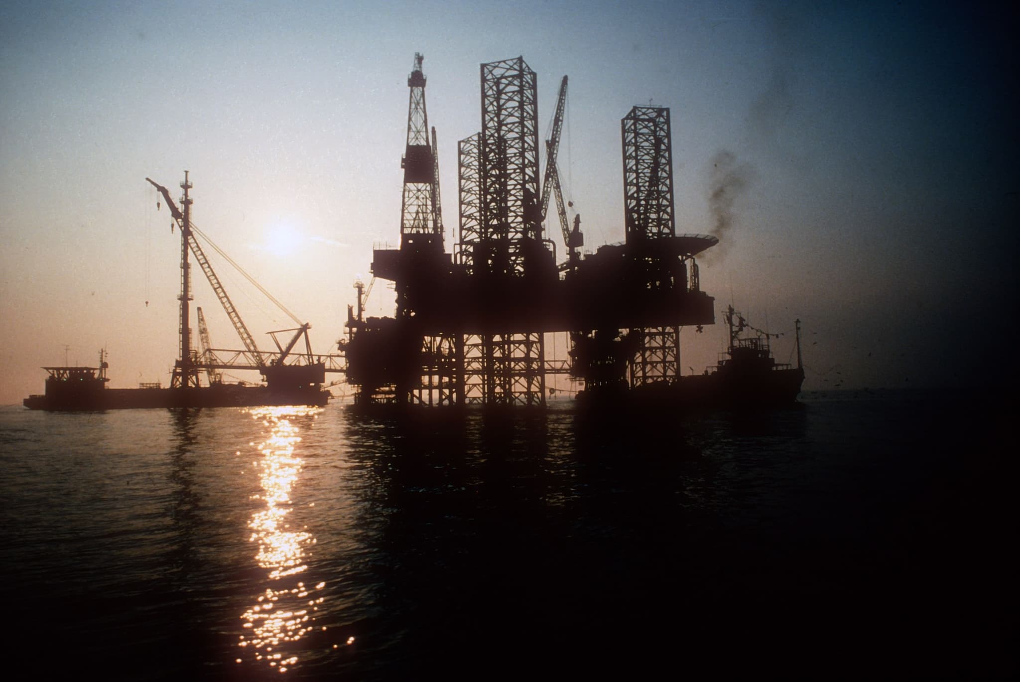 Hermosa Drilling and Production Platform, California