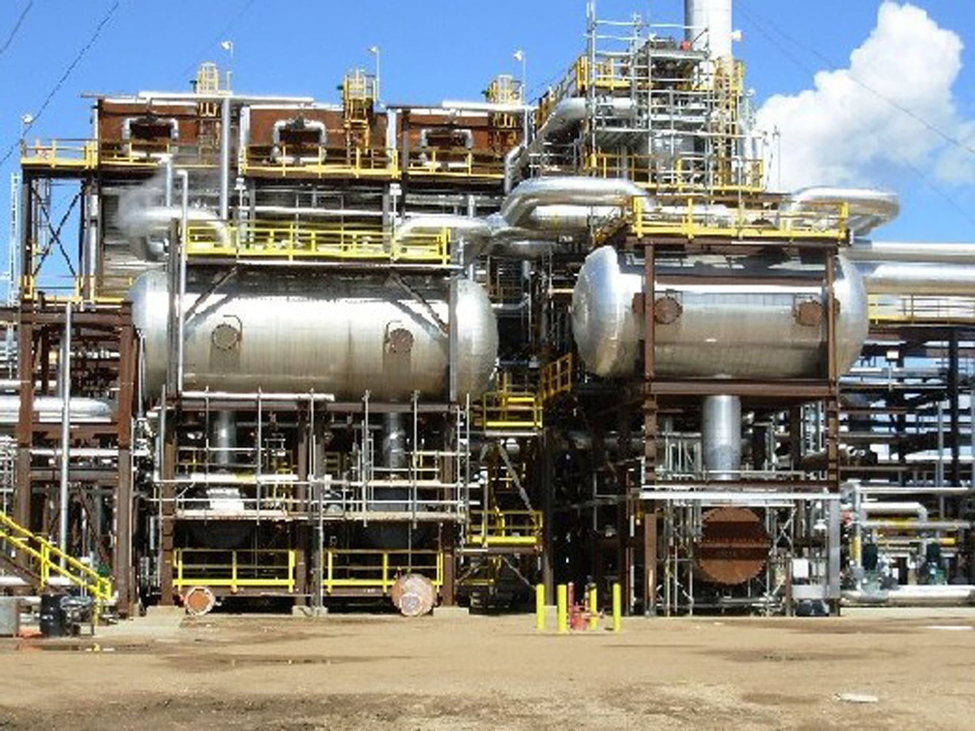 Long Lake Oil Sands: Fluor Upgrading Project in Canada