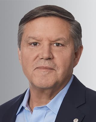 Mark Fields, Group President, Project Execution, Bio | Fluor