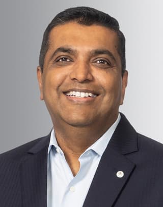 Raj Desai, Bio | Fluor